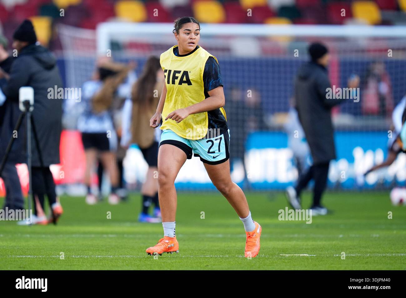 Gotham FC's Jess Carter warms up ahead of the FIFA Women's Champions ...