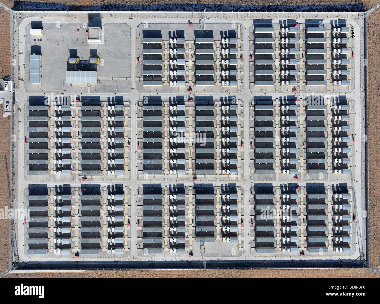 ZHONGWEI, CHINA - JANUARY 28, 2026 - New energy photovoltaic power ...