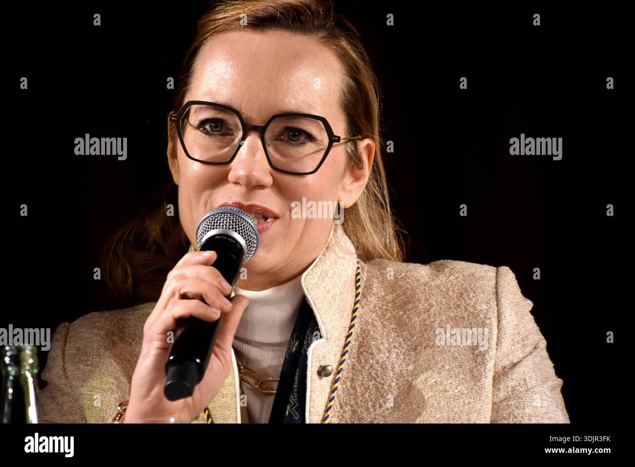 Dr. Inken Wuttke, stellvertretende Leiterin des Kommunalreferats ...