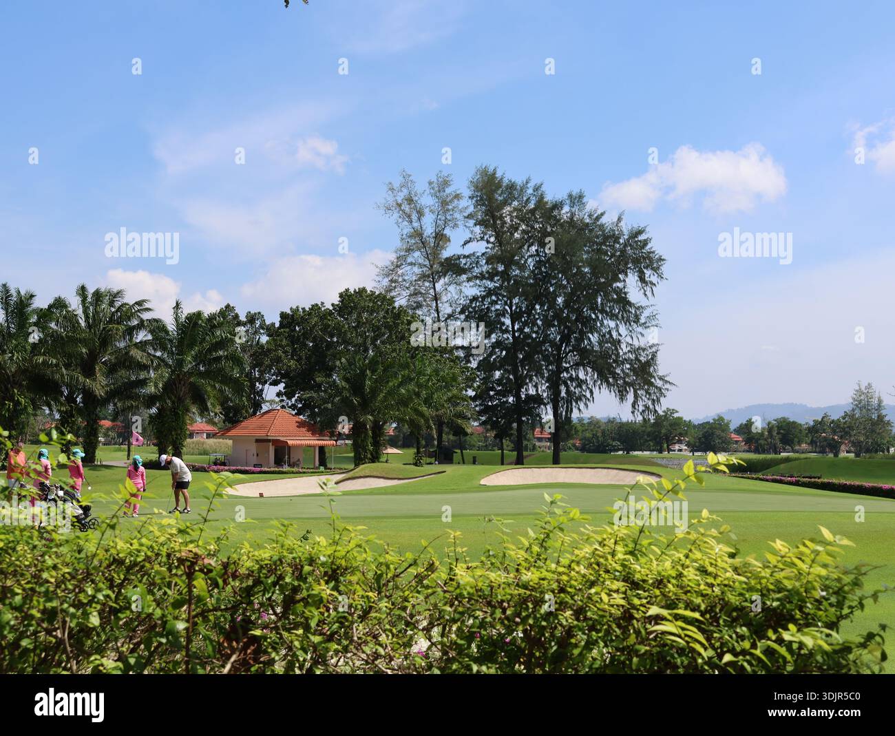 High end golf course hi-res stock photography and images - Alamy