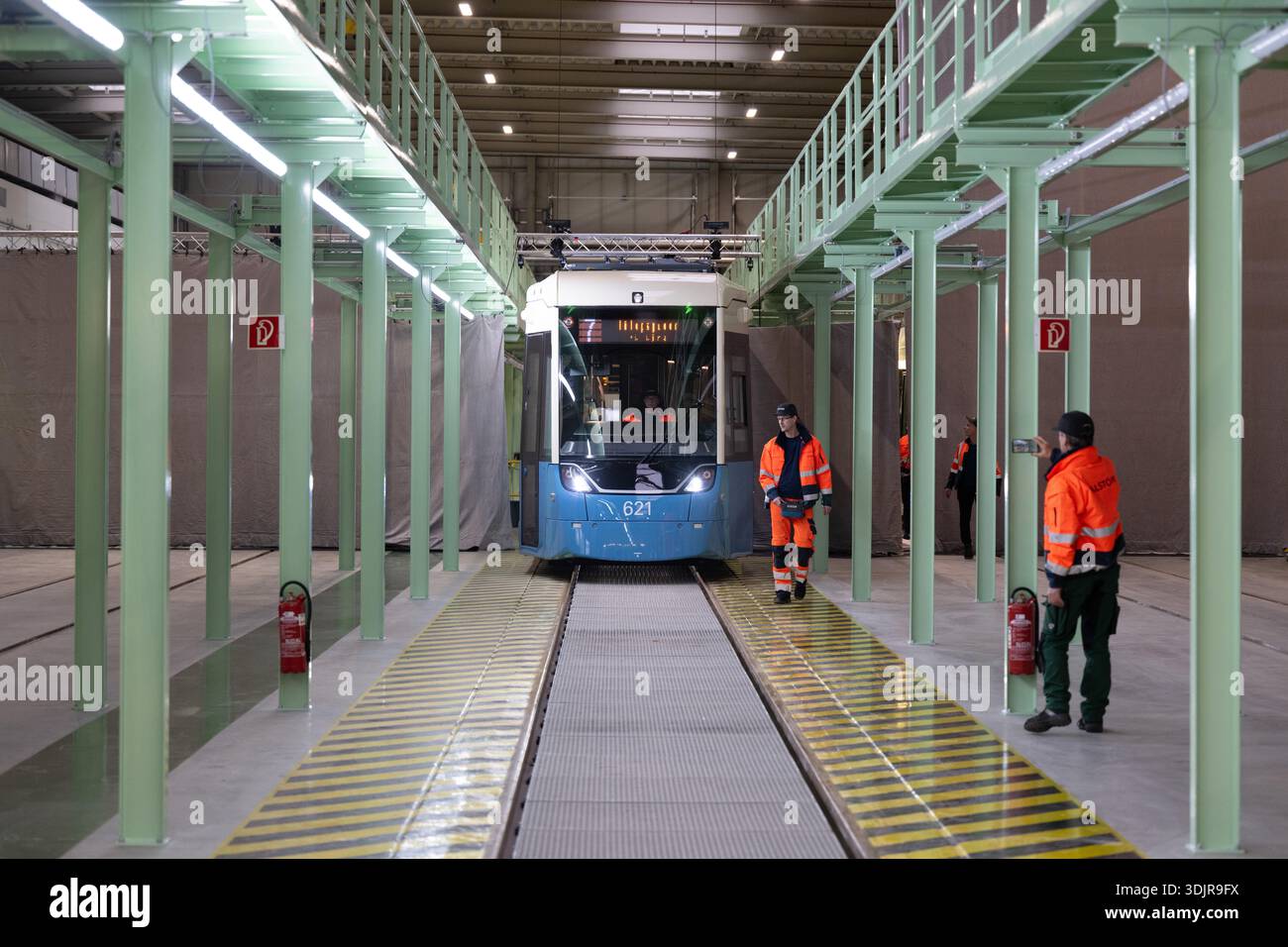 28 January 2026, Saxony, Bautzen: A streetcar for public transport in ...