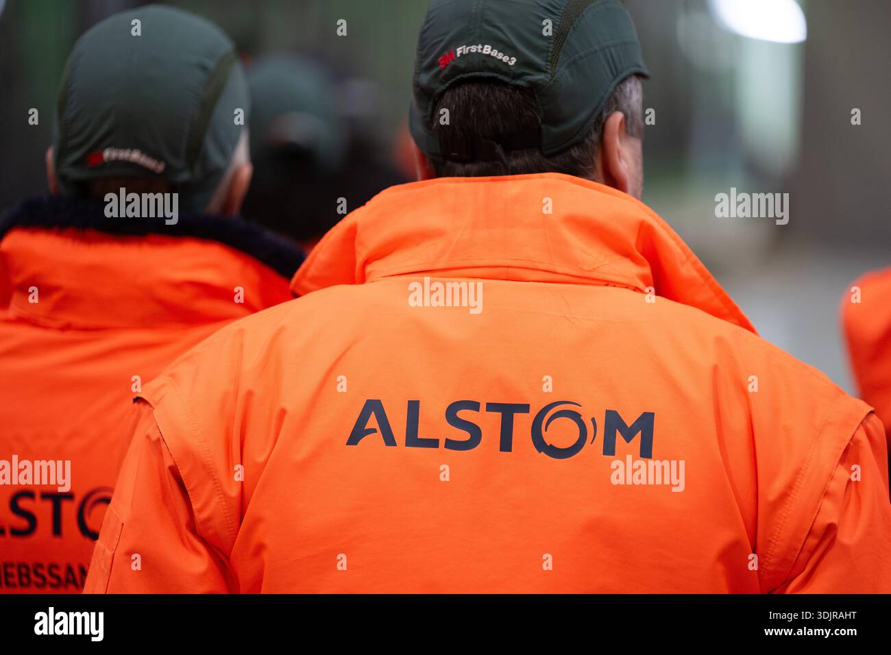 28 January 2026, Saxony, Bautzen: Employees of rail vehicle ...