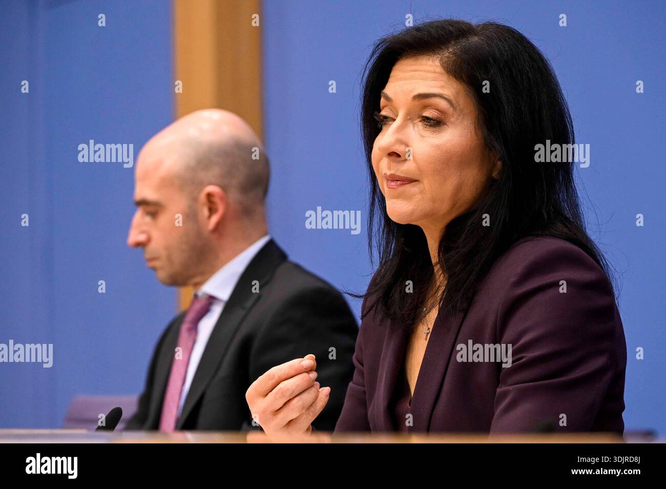 Dr. Benjamin Weigert, Abteilungsleiter Wirtschaft Katherina Birgitt ...