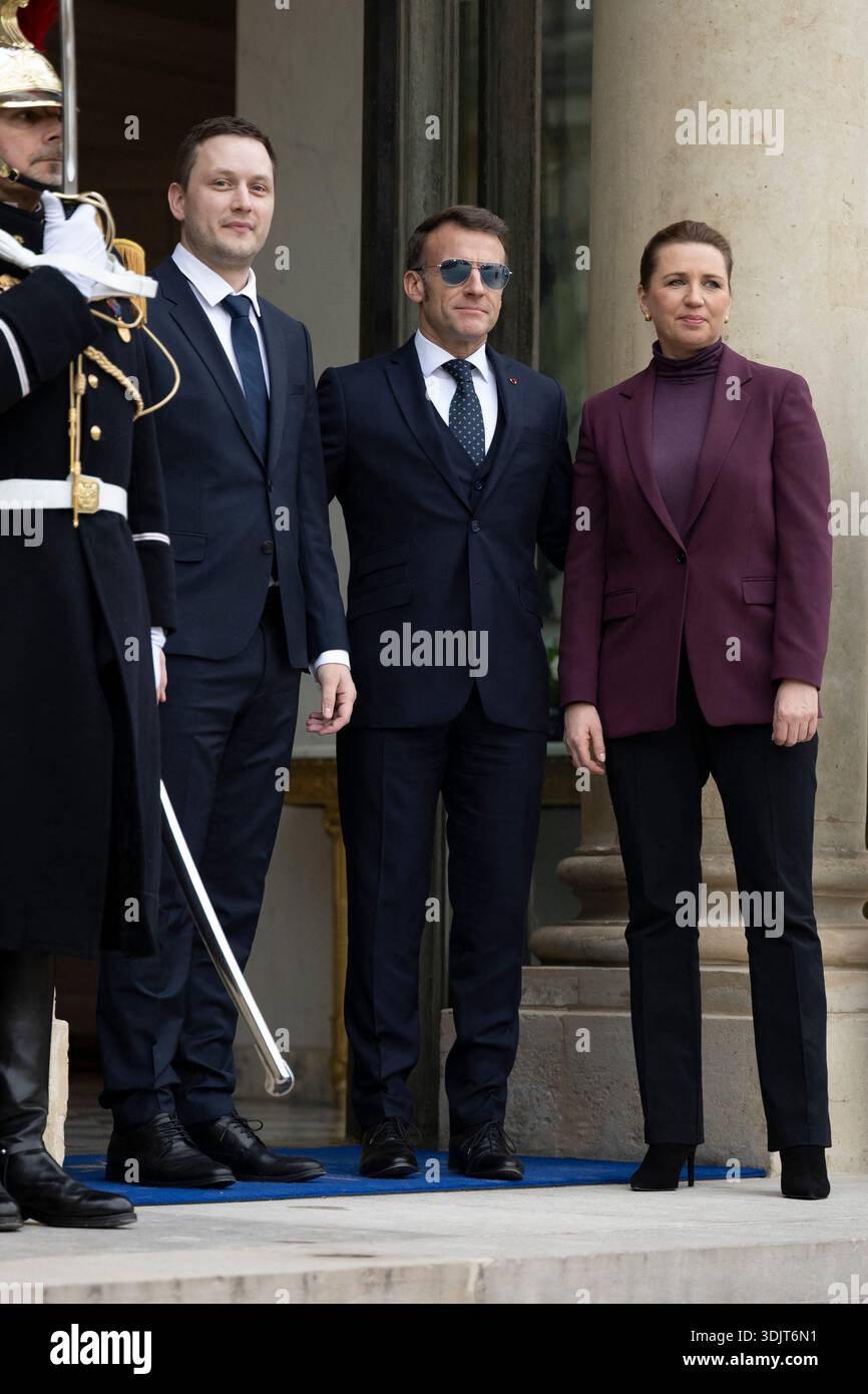 France's President Emmanuel Macron welcomes Greenland’s Prime Minister ...
