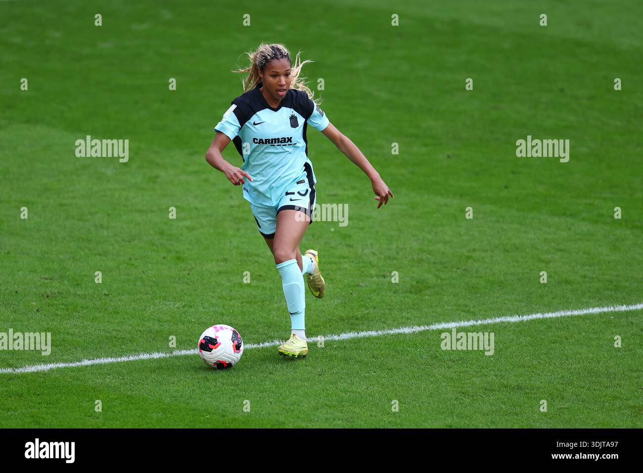 London, England, 28th January 2026. Midge Purce of Gotham during the ...