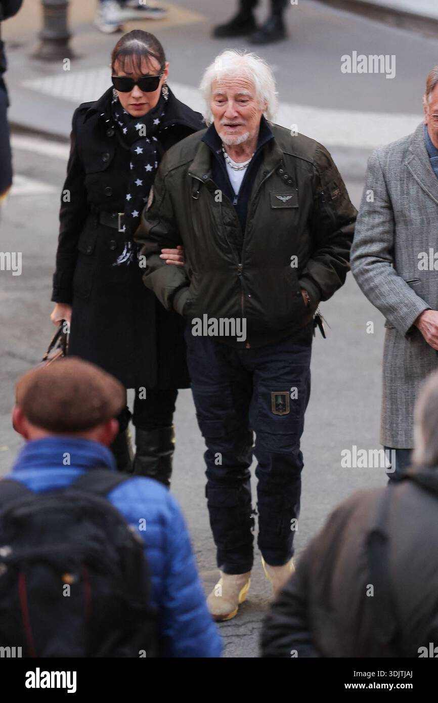 Paris, France. 28th Jan, 2026. French singer, songwriter, and composer ...