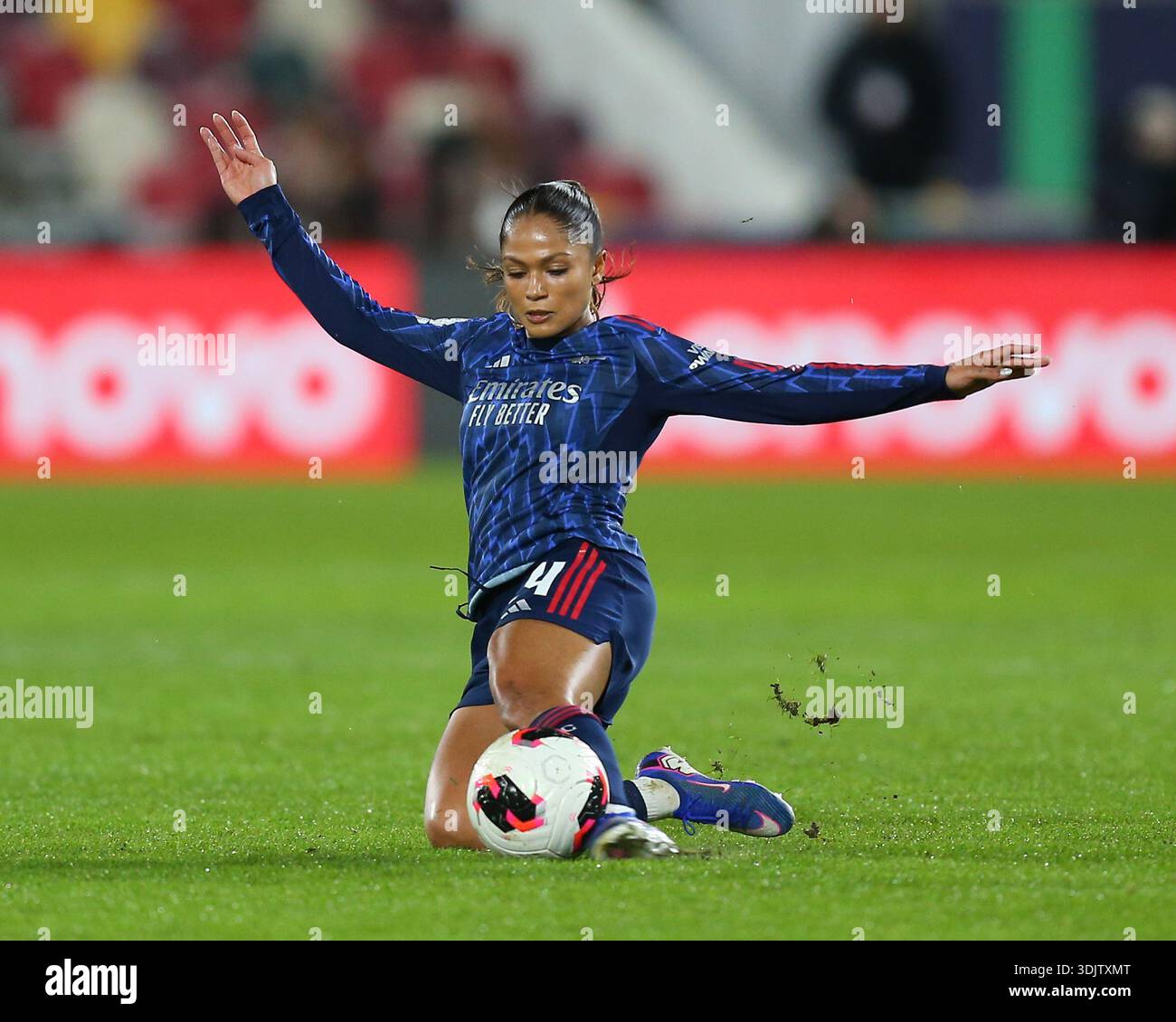 London, England, January 28 2026: Taylor Hinds (24 Arsenal) stretches ...