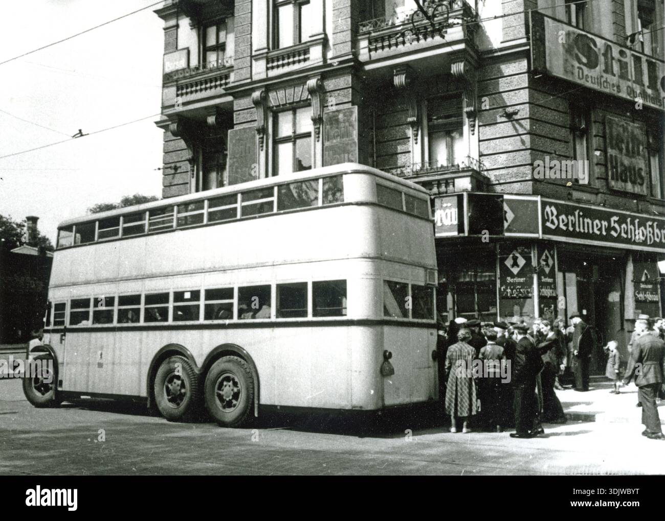 Berlin nazi surrender 1945 hi-res stock photography and images - Alamy