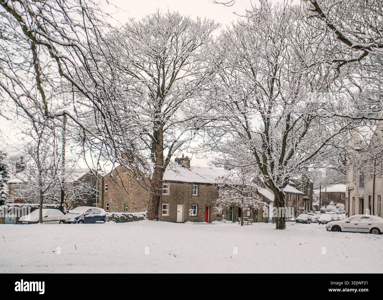 Magna house at right of image hi-res stock photography and images - Alamy