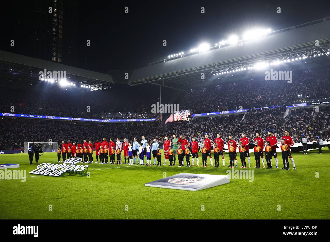 EINDHOVEN - PSV and Bayern Munich lineup during the UEFA Champions ...
