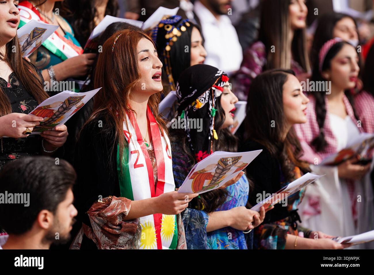 Kurdish women participate in a demonstration in solidarity with Kurdish ...