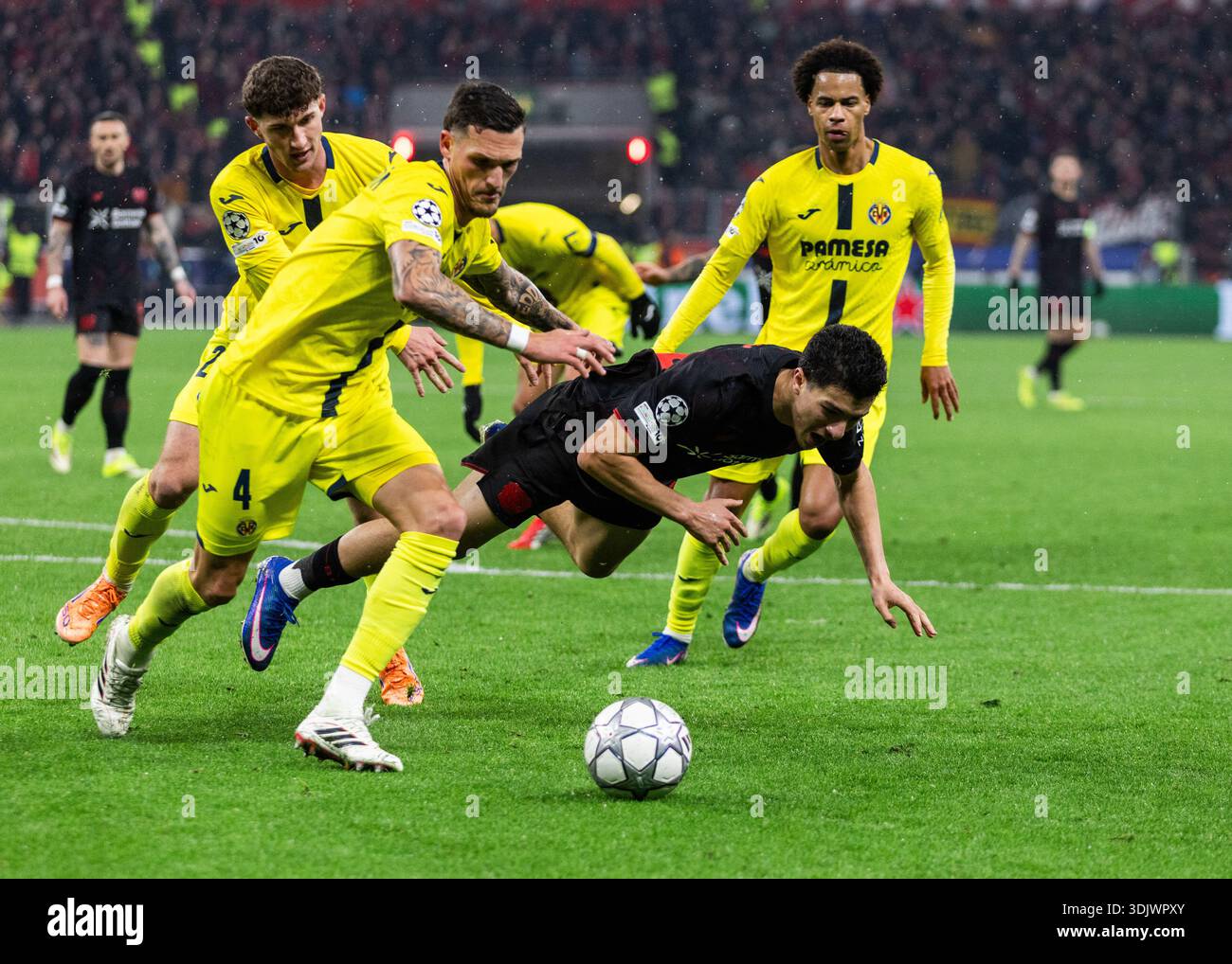Leverkusen, Bayarena, 28.01.2026: Rafa Marin of Villareal challenges ...
