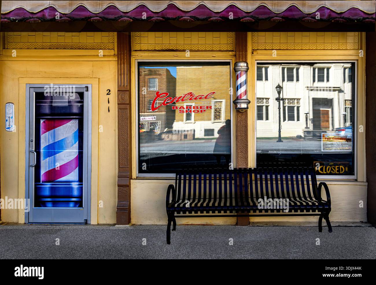 Small barber shops a local tradition hi-res stock photography and ...