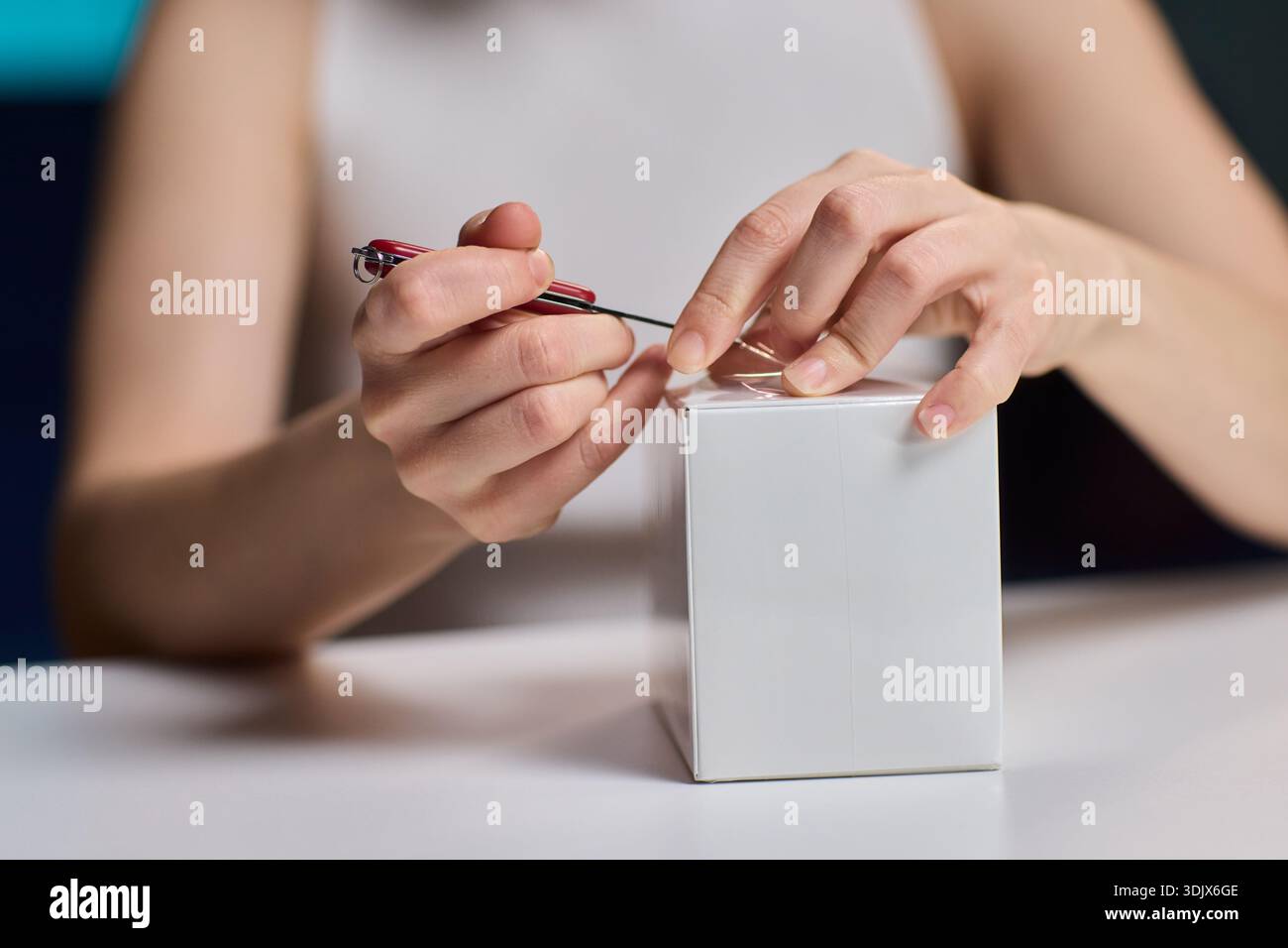 Seamline analysis hi-res stock photography and images - Alamy