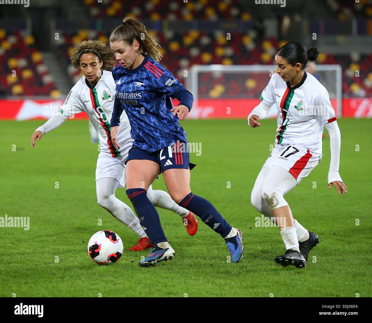 London, England, January 28 2026: Victoria Pelova (21 Arsenal) closed ...