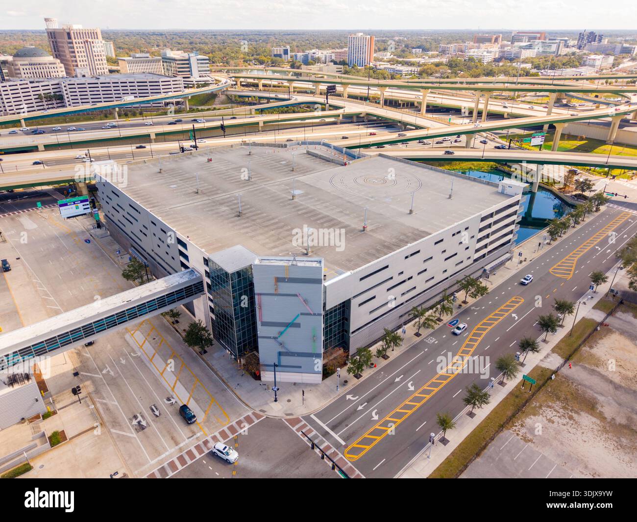 Geico parking garage hi-res stock photography and images - Alamy