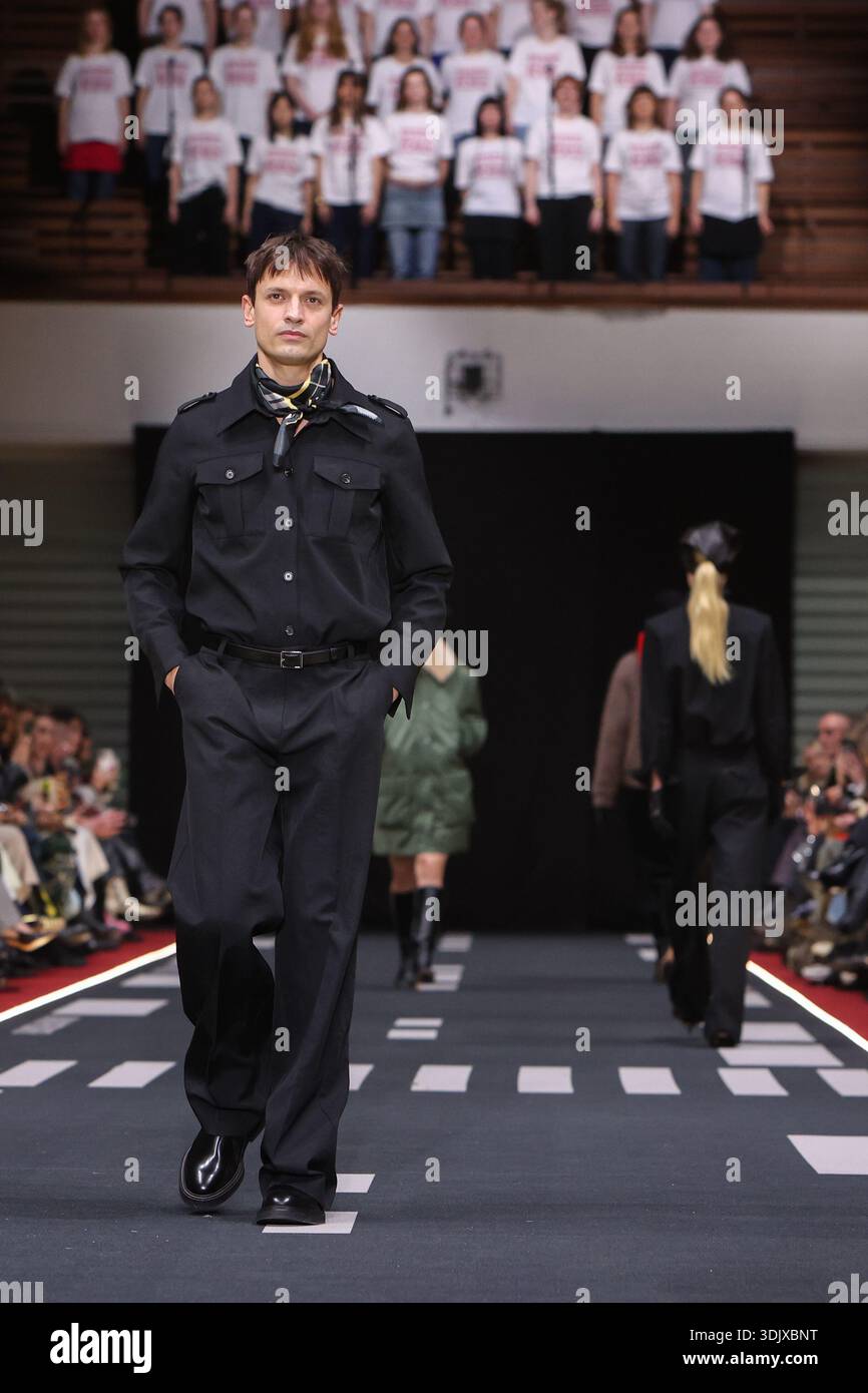 Aviation theme catwalk hi-res stock photography and images - Alamy