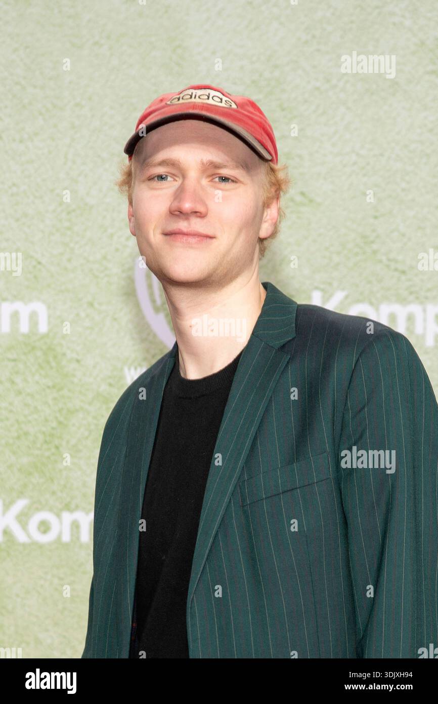 Bruno Alexander attends the "Ach, Diese Lücke, Die Entsetzliche Lücke ...