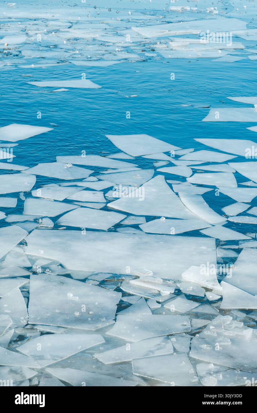 Broken ice on frozen pond hi-res stock photography and images - Alamy