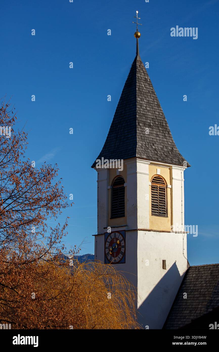St anthonys church clock tower hi-res stock photography and images - Alamy