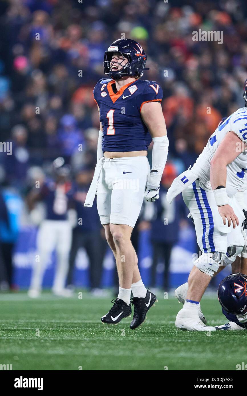 Virginia linebacker James Jackson (1) reacts after making a play ...