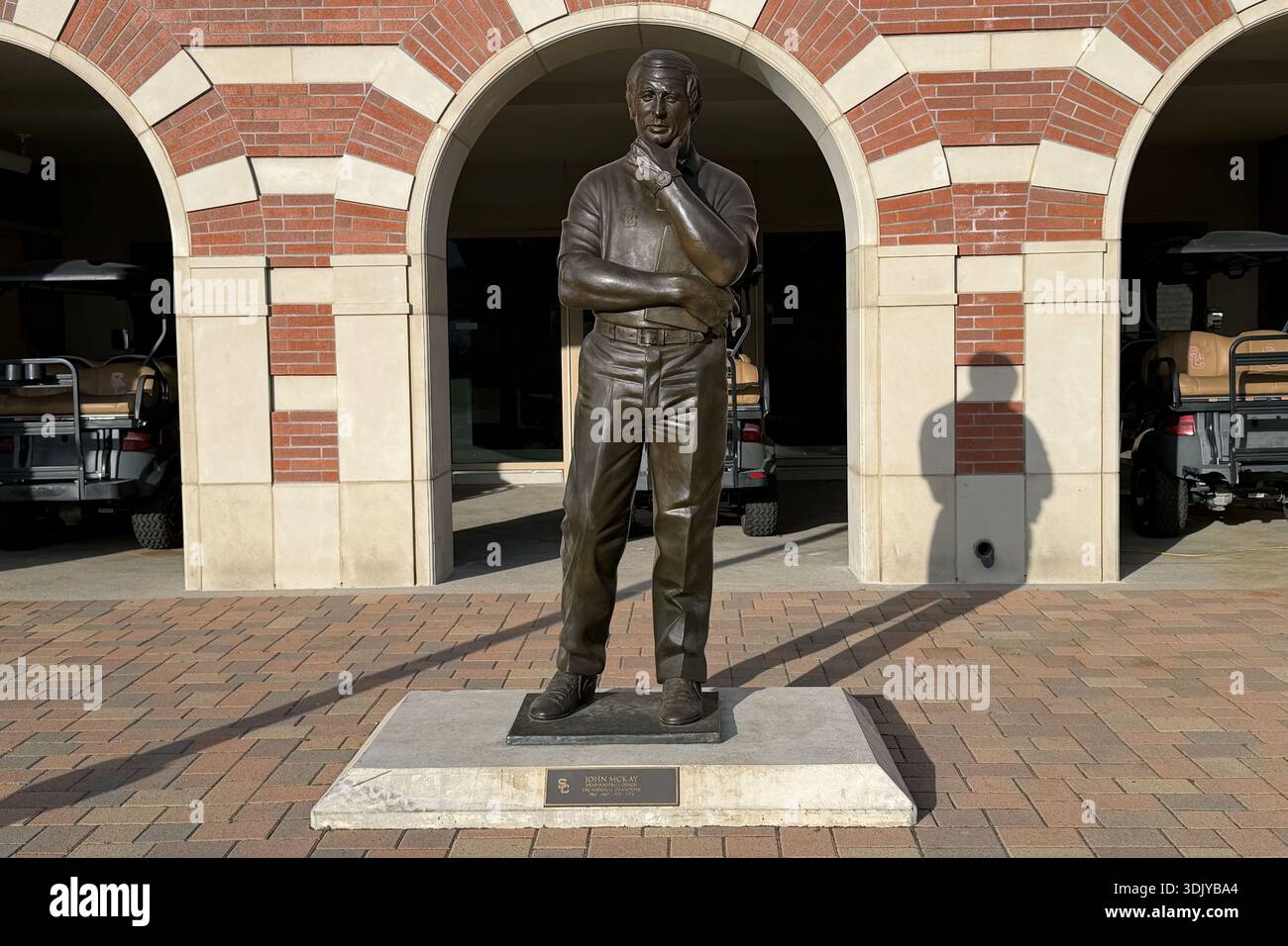 A statue of former Southern California Trojans football coach John ...