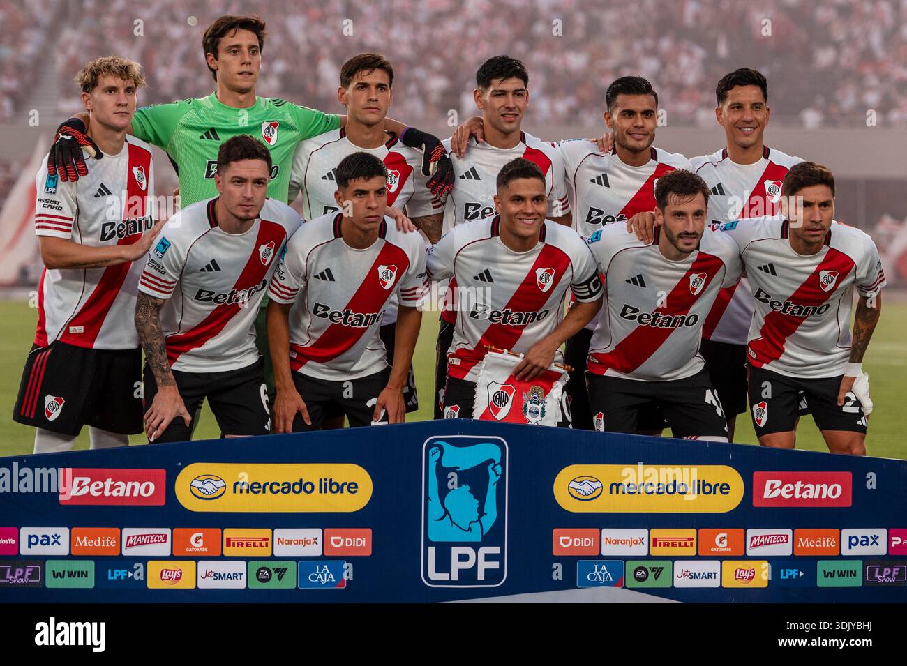 Buenos Aires, Argentina. [28th JAN 2026]. River Plate players line up ...