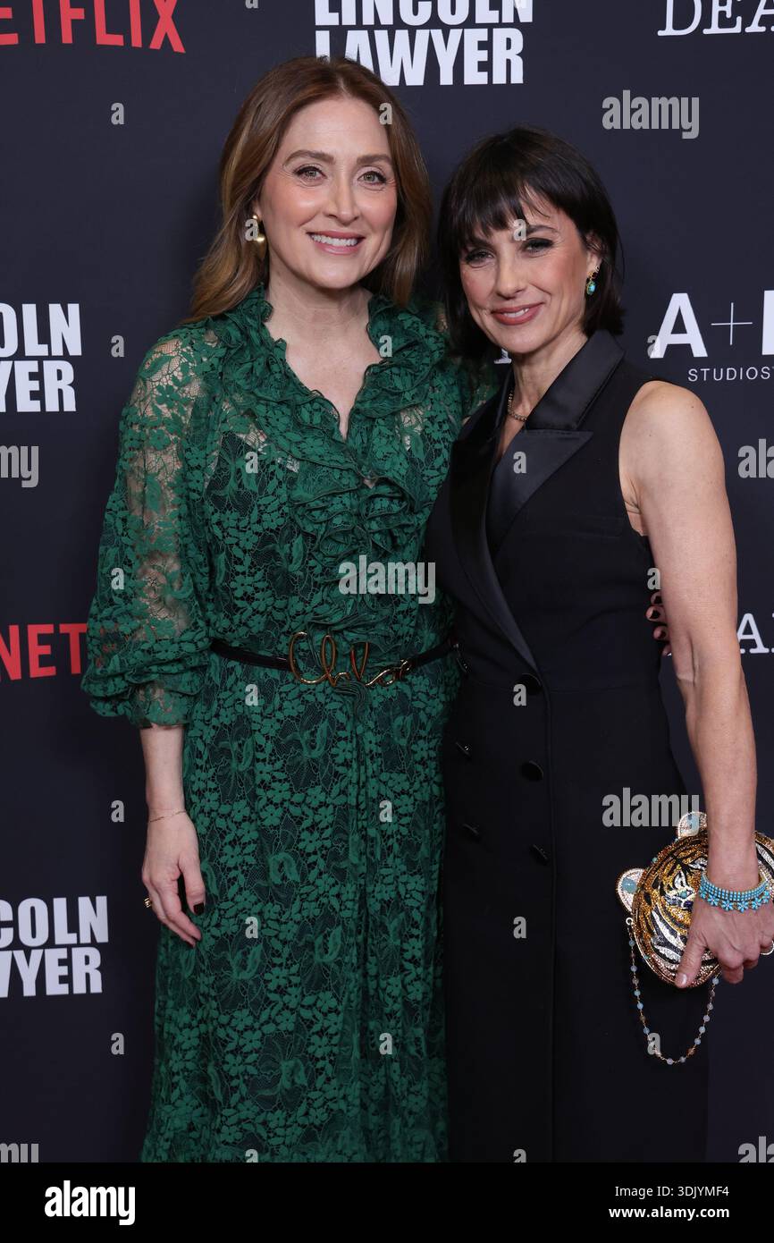 LOS ANGELES, CALIFORNIA - JANUARY 28: Constance Zimmer & Sasha ...