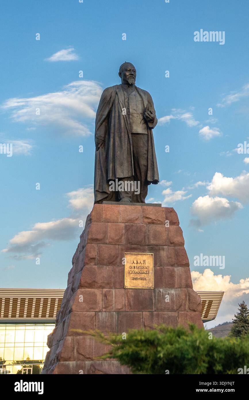 Portrait in bronze hi-res stock photography and images - Alamy