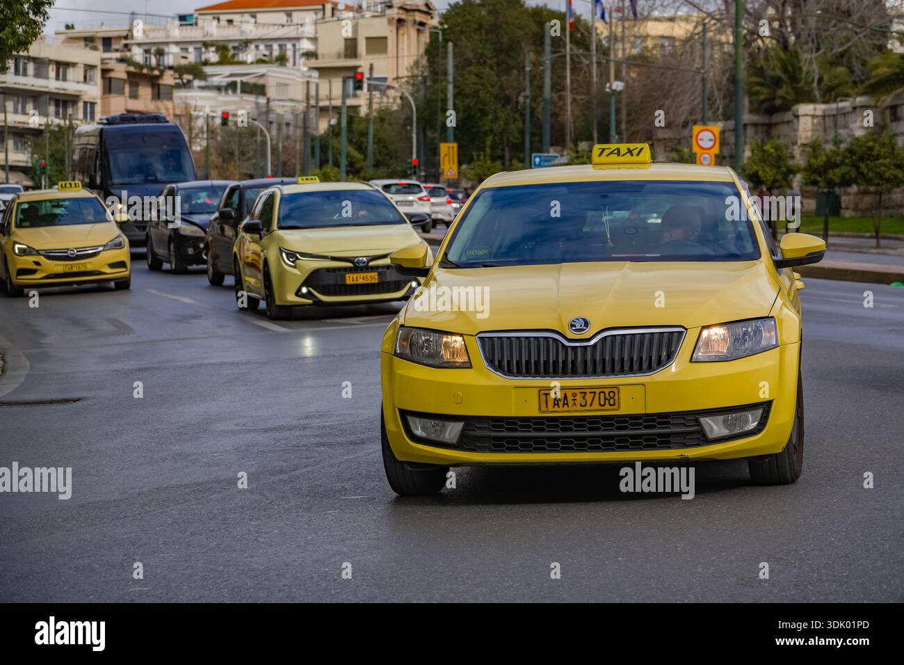 Taxi queueing athens hi-res stock photography and images - Alamy