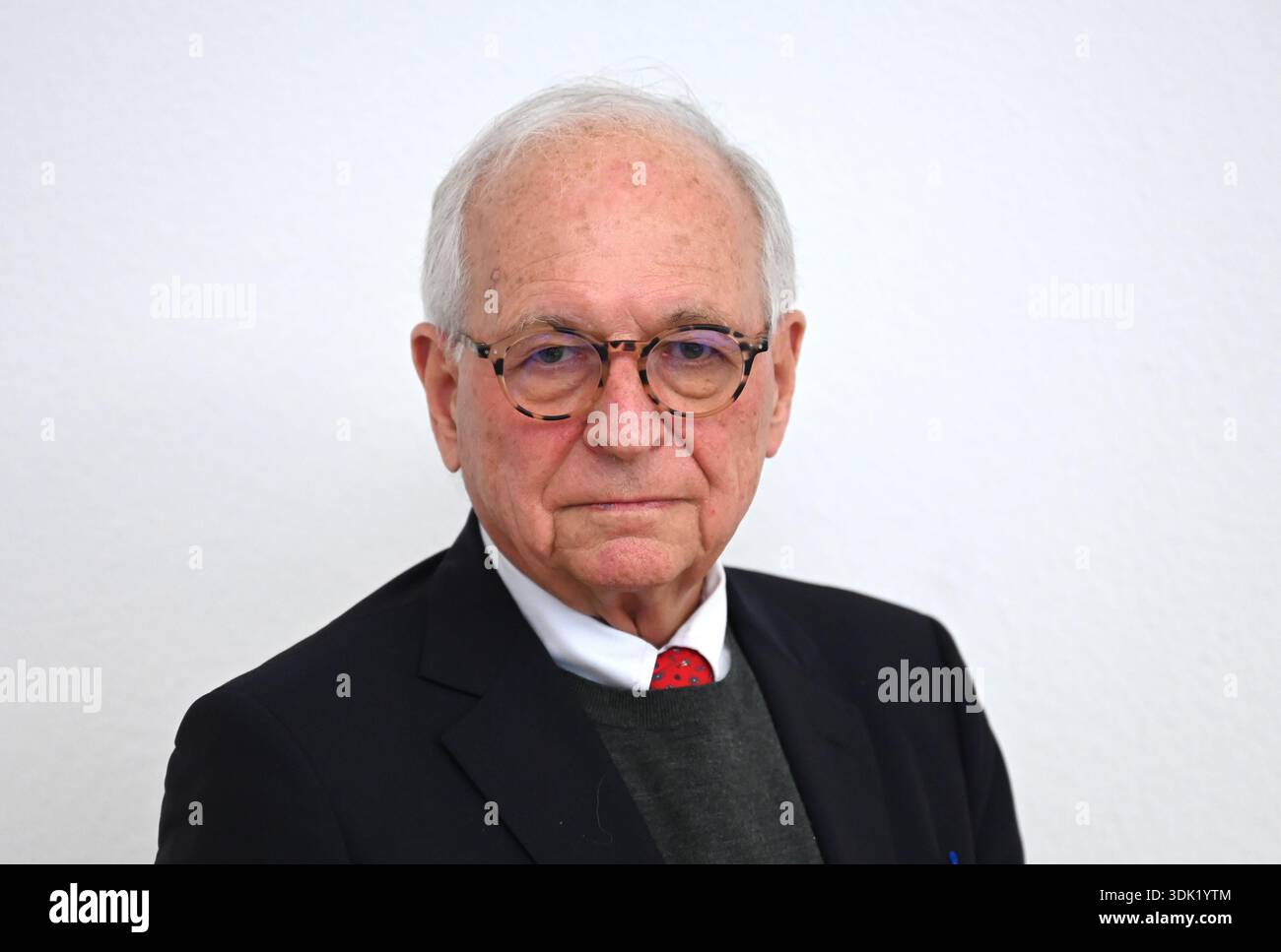 PRODUCTION - 29 January 2026, Berlin: Wolfgang Ischinger, head of the ...