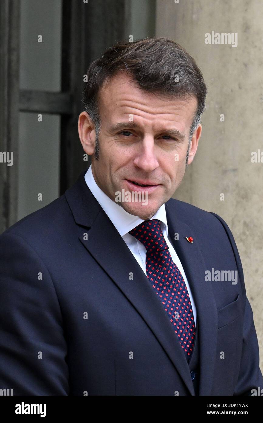 France's President Emmanuel Macron welcome M. Robert Fico at the Elysee ...