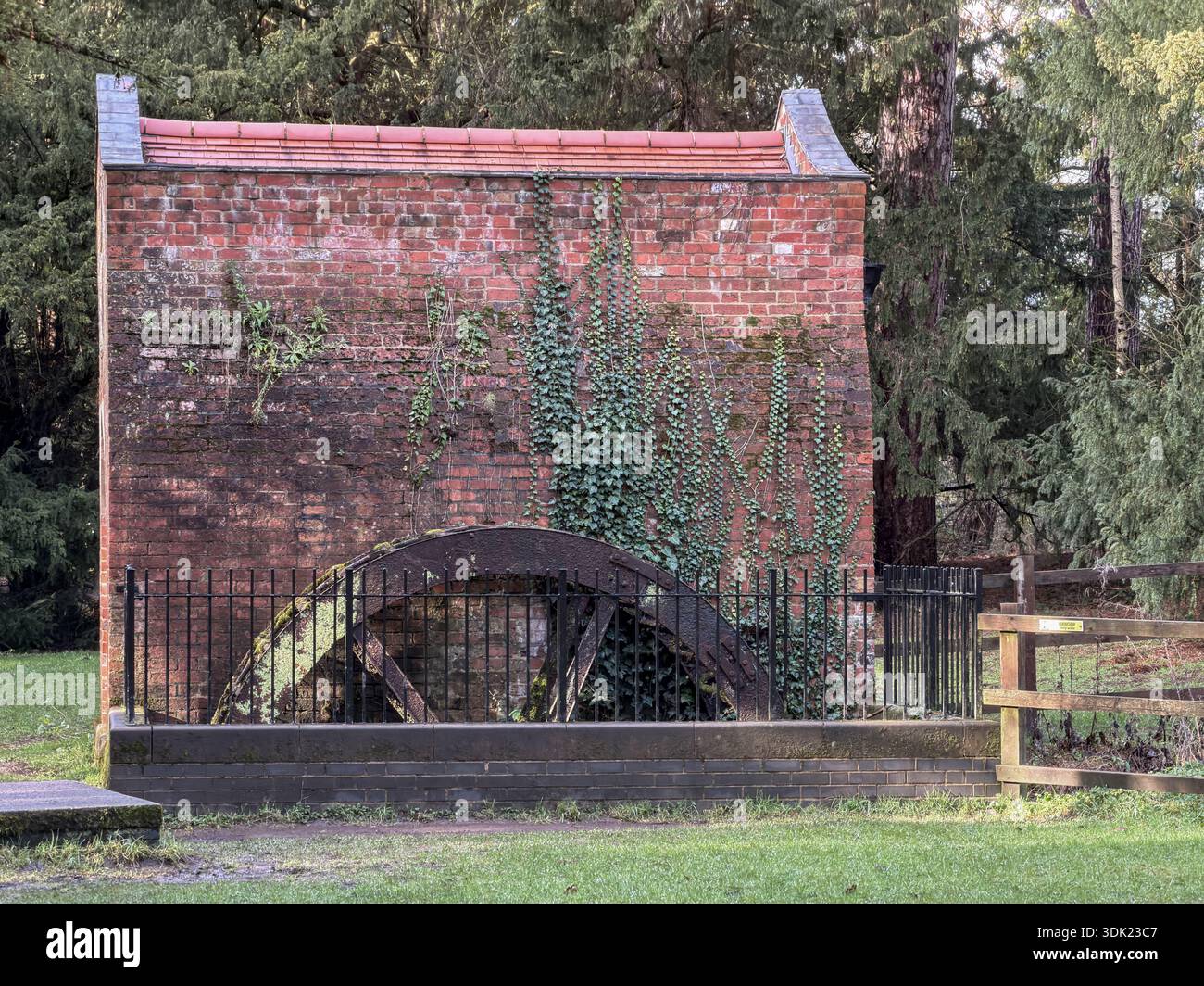 Elvaston Castle Country Park House .Water Wheel,Pump House, Boat House ...