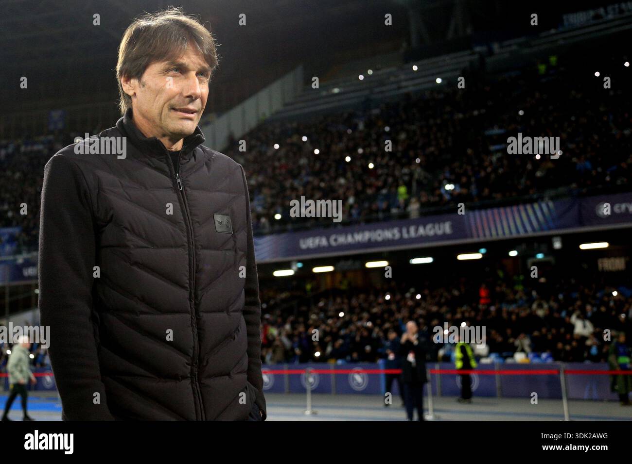 Antonio Conte, head coach of Ssc Napoli looks on during the UEFA ...