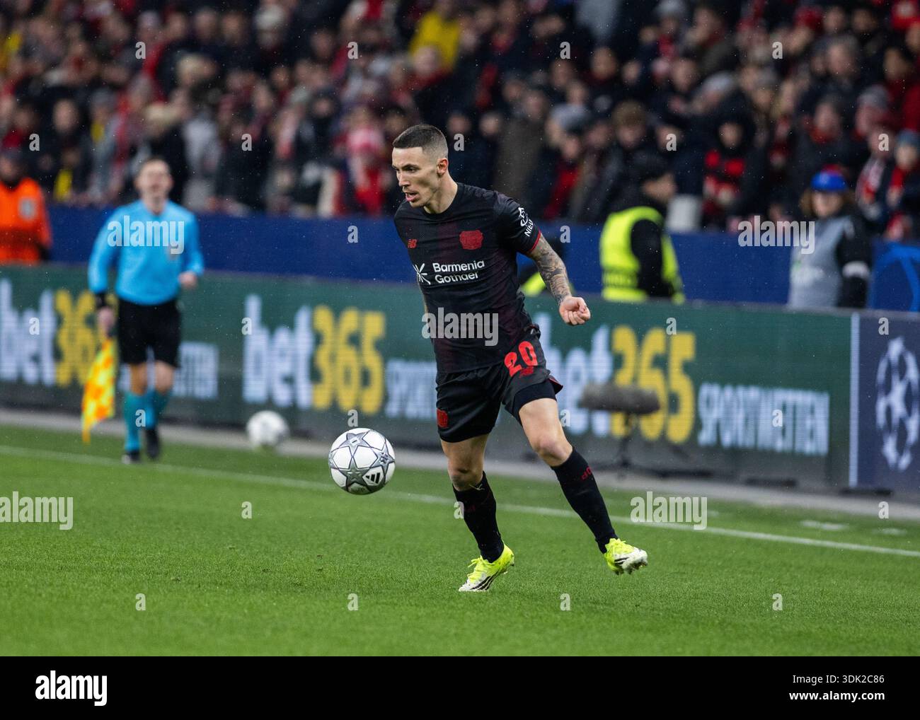 Leverkusen, Bayarena, 28.01.2026: Alejandro Grimaldo of Leverkusen runs ...