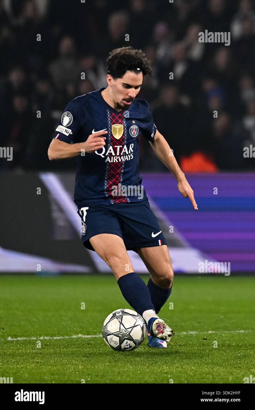 PSG and Newcastle draw in Champions League match at Parc des Princes on ...