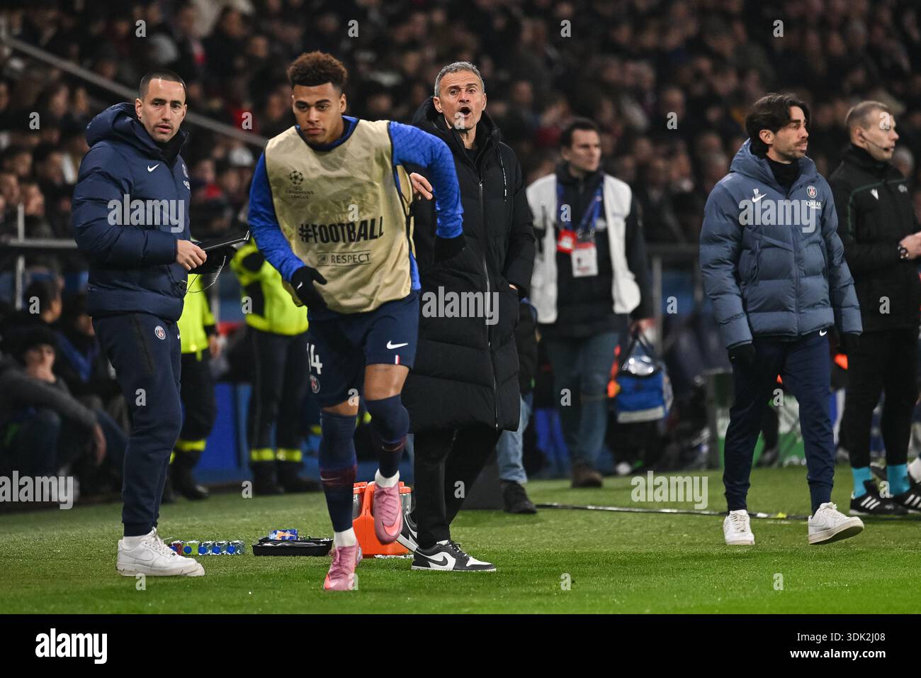 PSG and Newcastle draw in Champions League match at Parc des Princes on ...