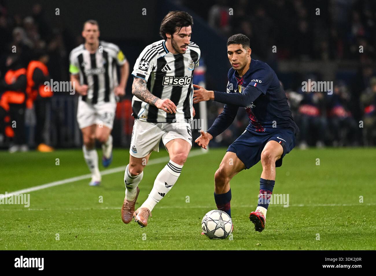 PSG and Newcastle draw in Champions League match at Parc des Princes on ...