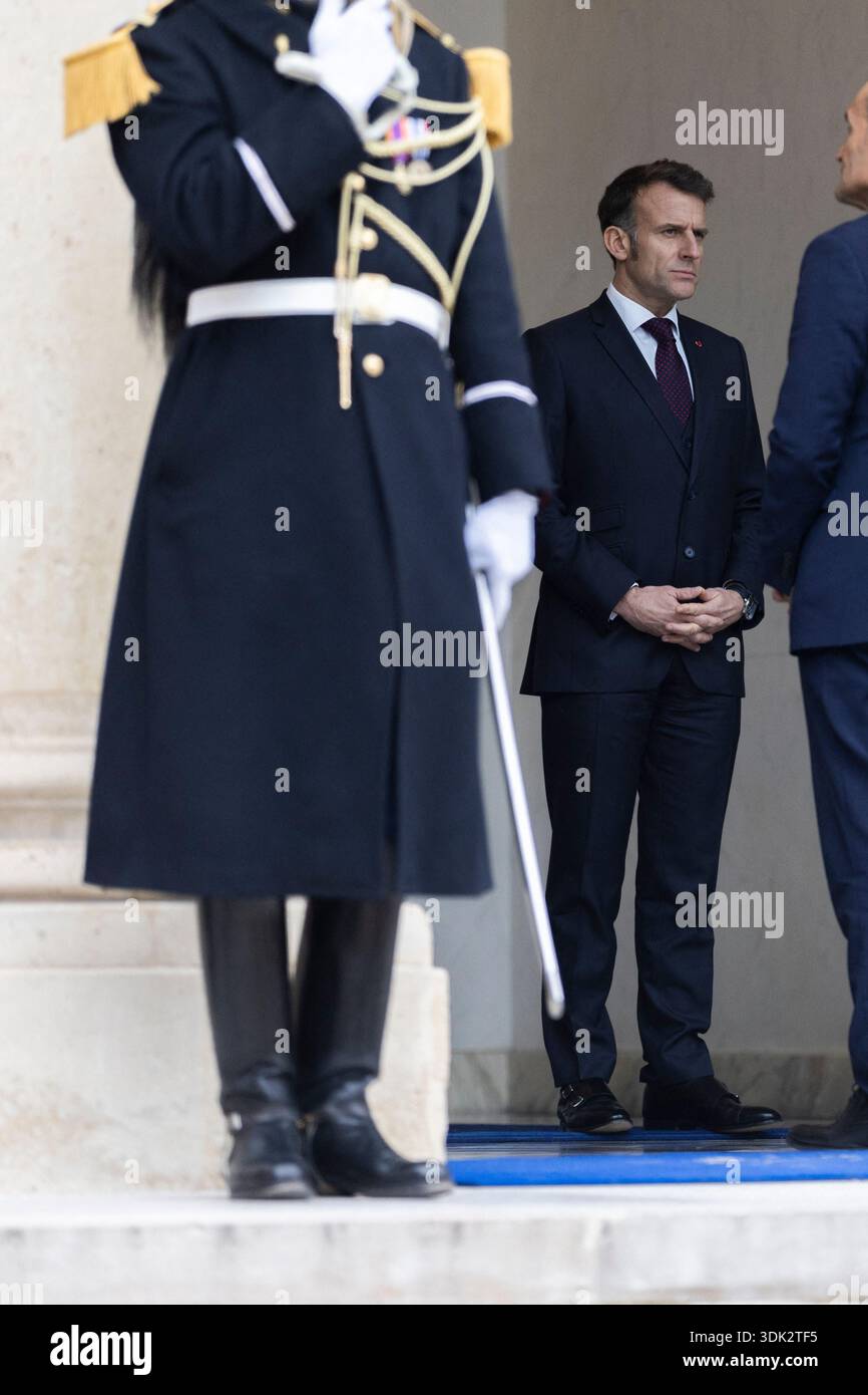 Emmanuel Macron welcomes Robert Fico, Prime Minister of the Slovak ...