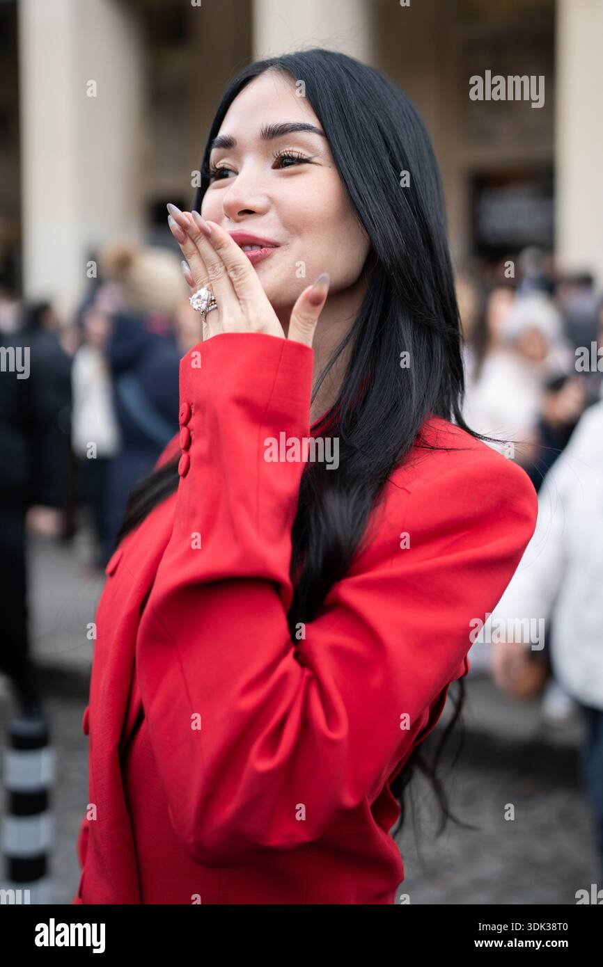 Paris, France. 28th Jan, 2026. Heart Evangelista outside Elie Saab ...
