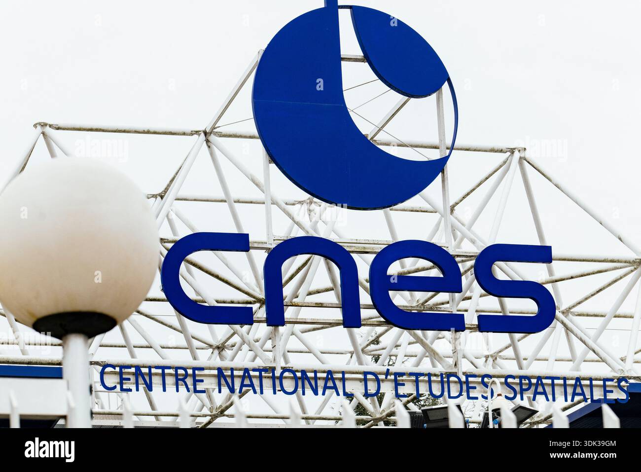 The CNES logo, National Center for Space Studies. Guided tour of the ...