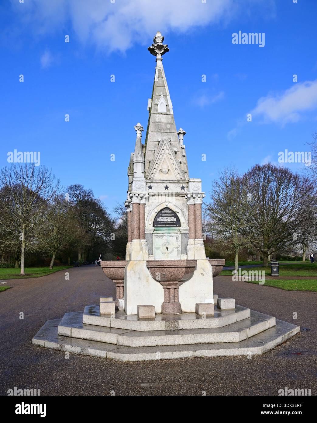 'Ready Money' Drinking Fountain, Broad Walk, Regent's Park, London ...