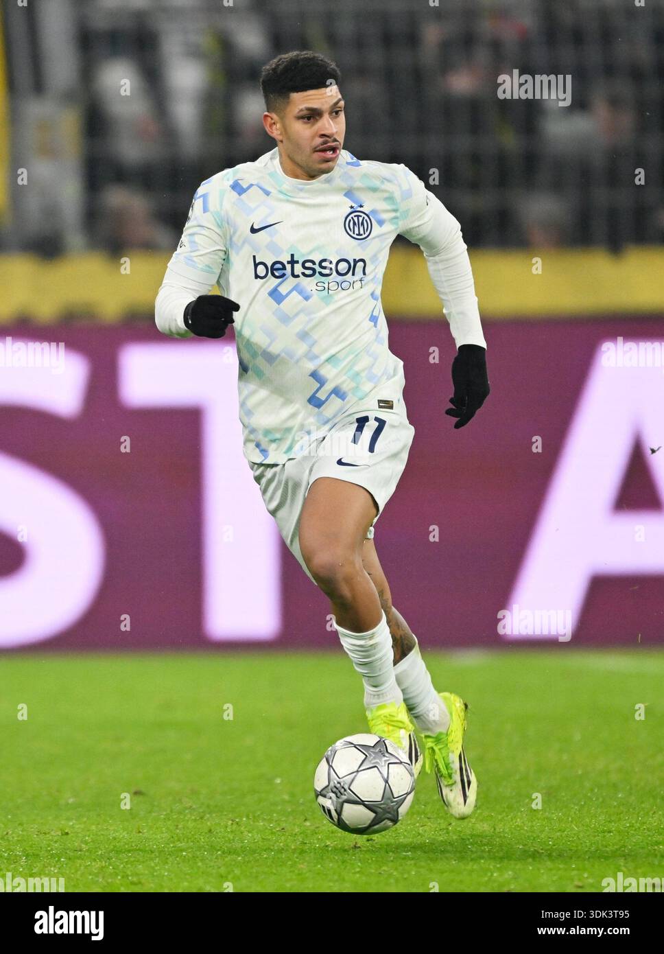 Luis Henrique (Inter) Dortmund, January 28, 2026, Football, UEFA ...