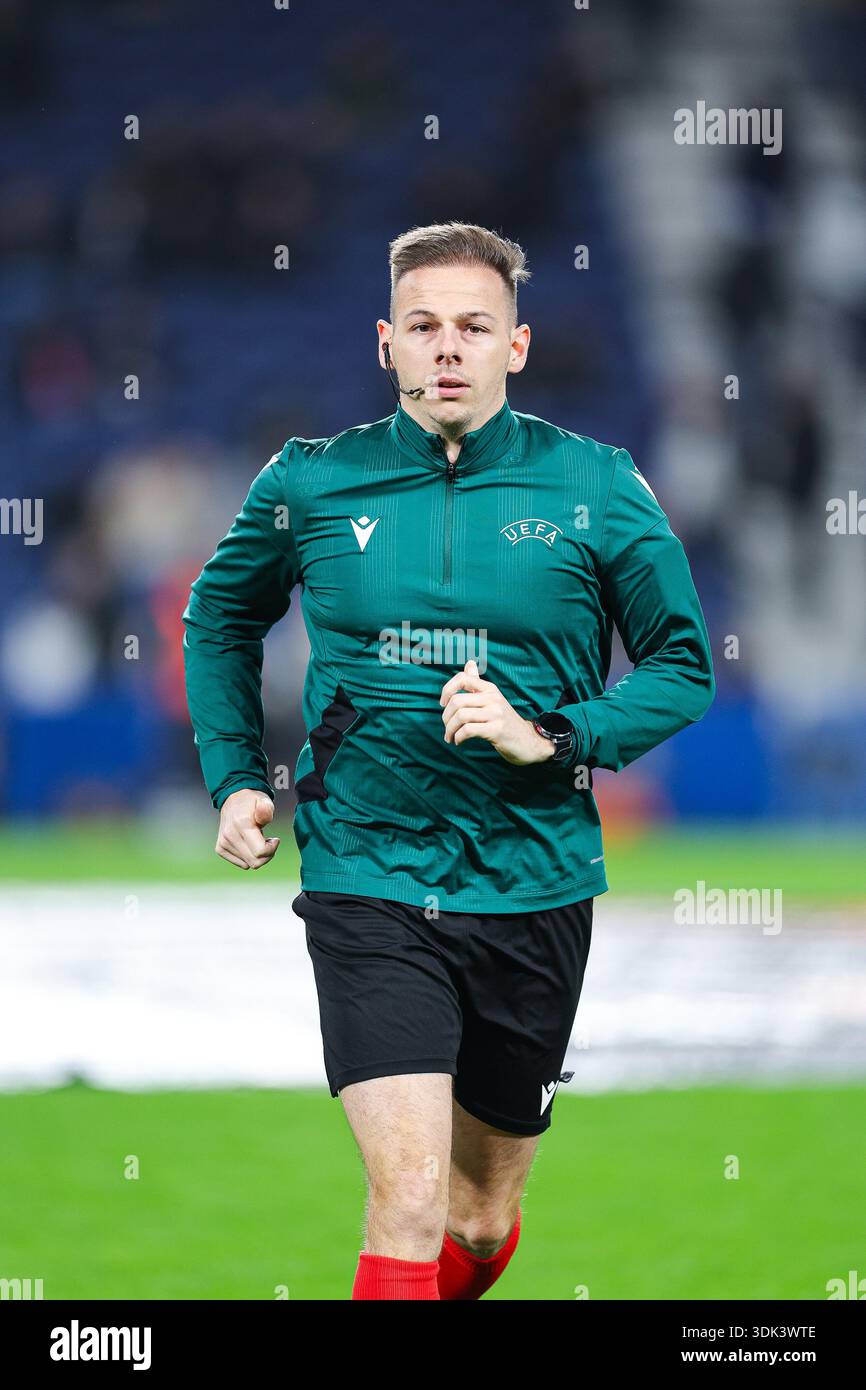 January 29, 2026, Porto, Porto, Portugal: Referees during the Uefa ...