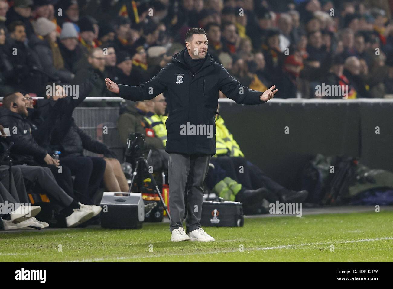 DEVENTER , 29-01-2026 , Stadium De Adelaarshorst , season 2025 / 2026 ...