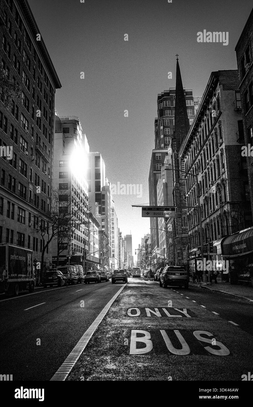 Empty road in New York city Stock Photo - Alamy