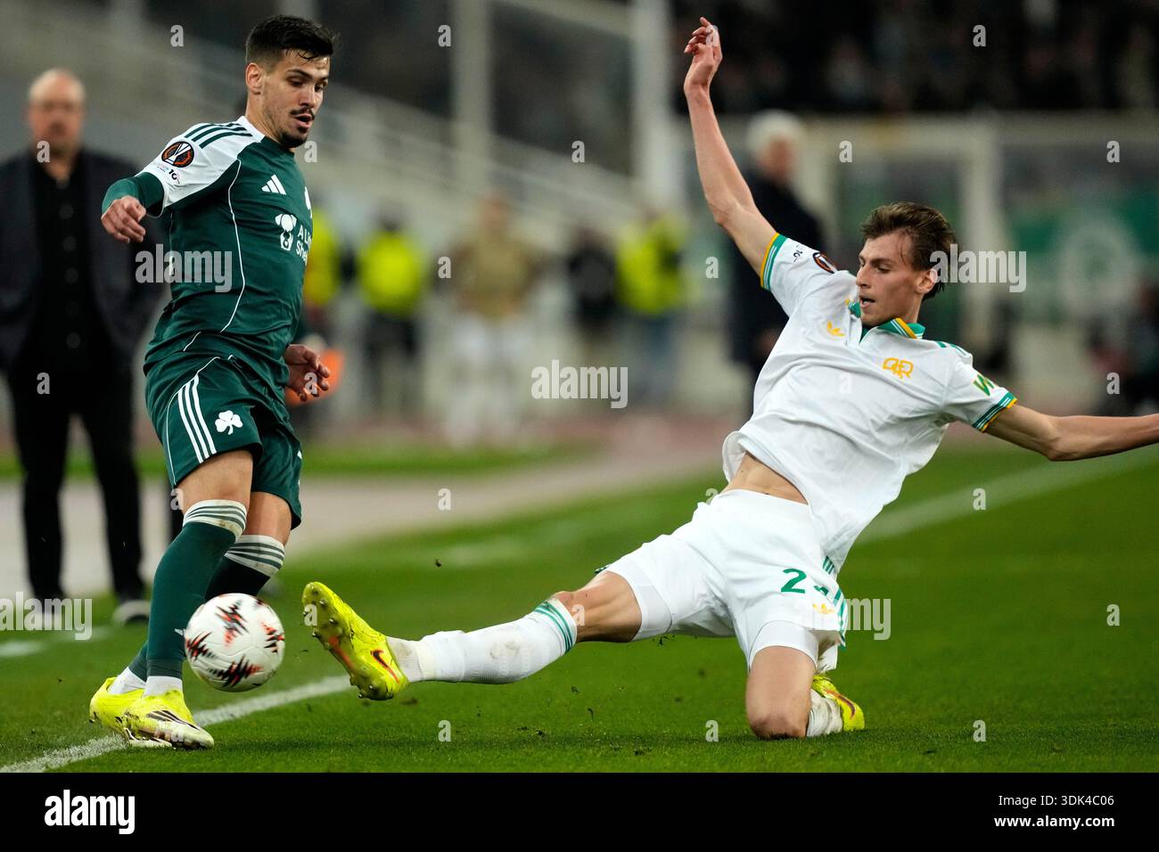 Panathinaikos' Milos Pantovic, left, and Roma's Jan Ziolkowski fight ...