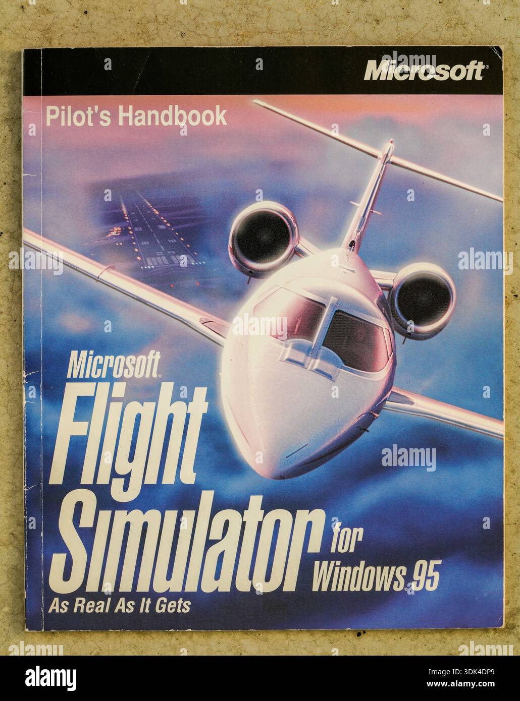 Microsoft flight simulator pilots handbook hi-res stock photography and ...
