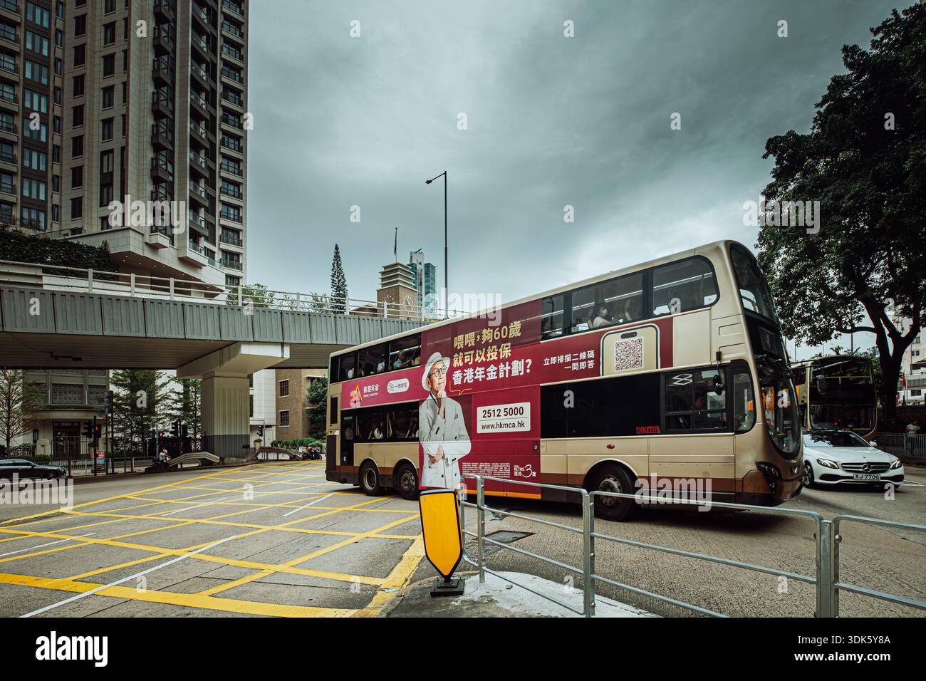 Double Decker Bus Turning Corner Under Flyover Stock Photo - Alamy