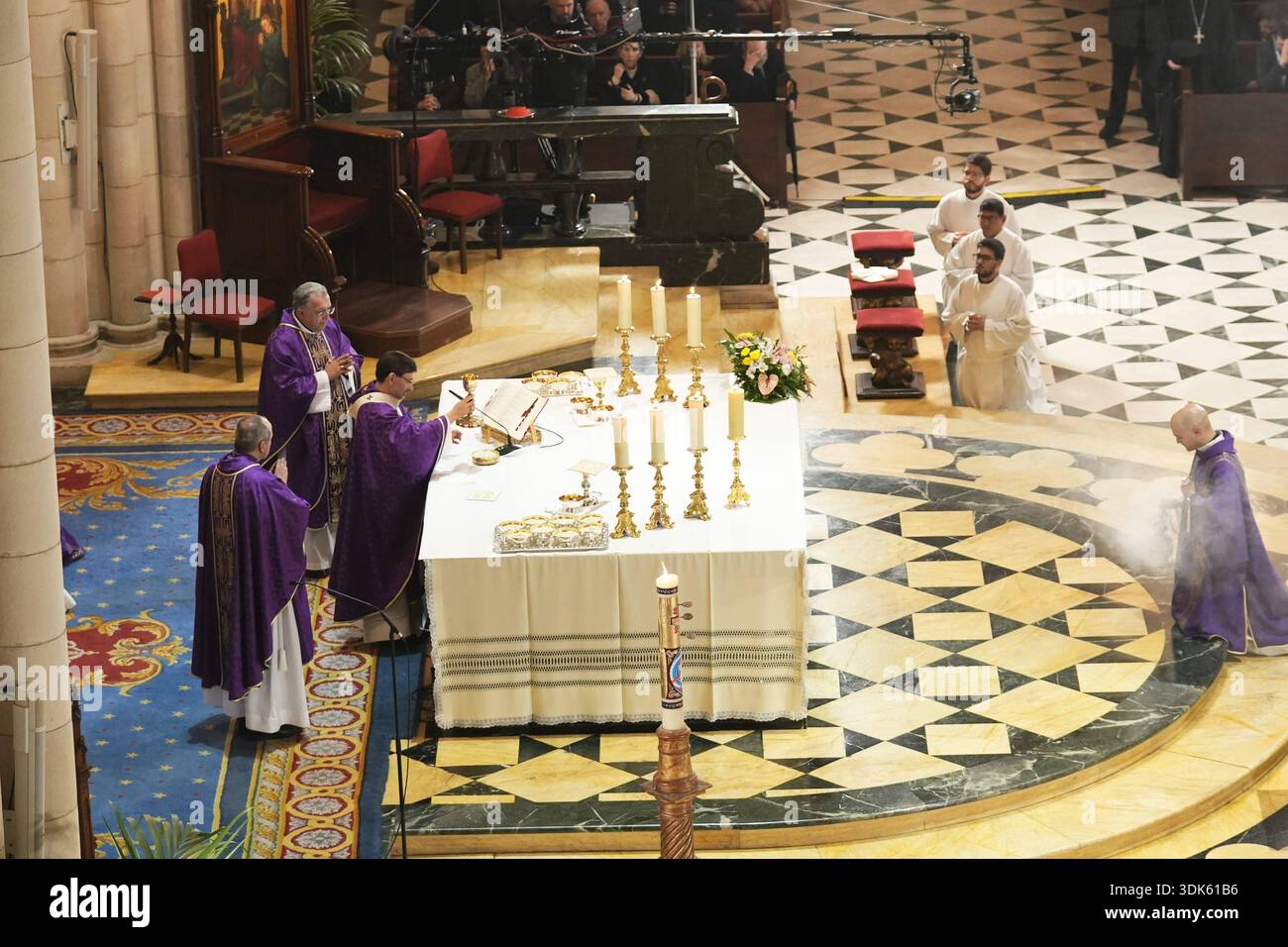 Isabel Diaz Ayuso and Jose Luis Martinez-Almeida attending funeral mass ...
